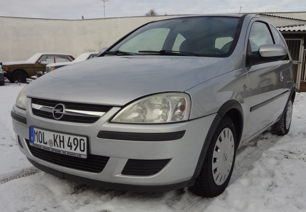 Opel Astra Enjoy - Autohaus Hacker