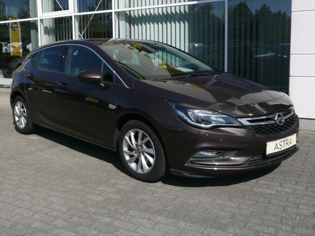 Opel Astra Innovation - Autohaus Hacker