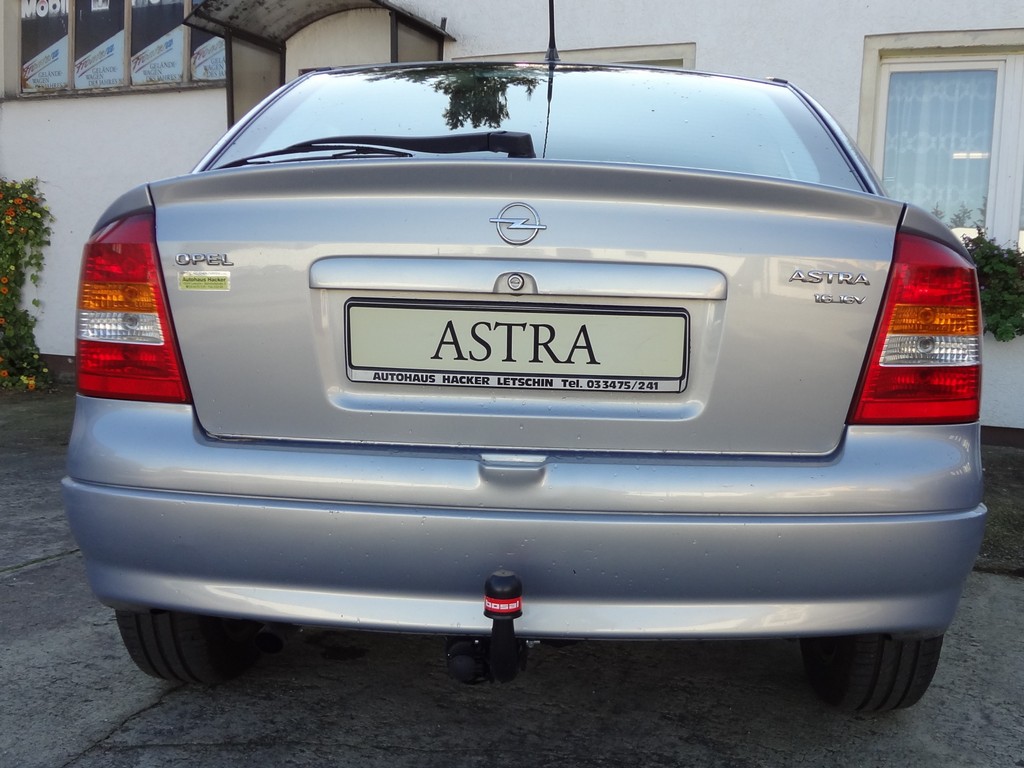Opel Astra Selection Comfort - Autohaus Hacker